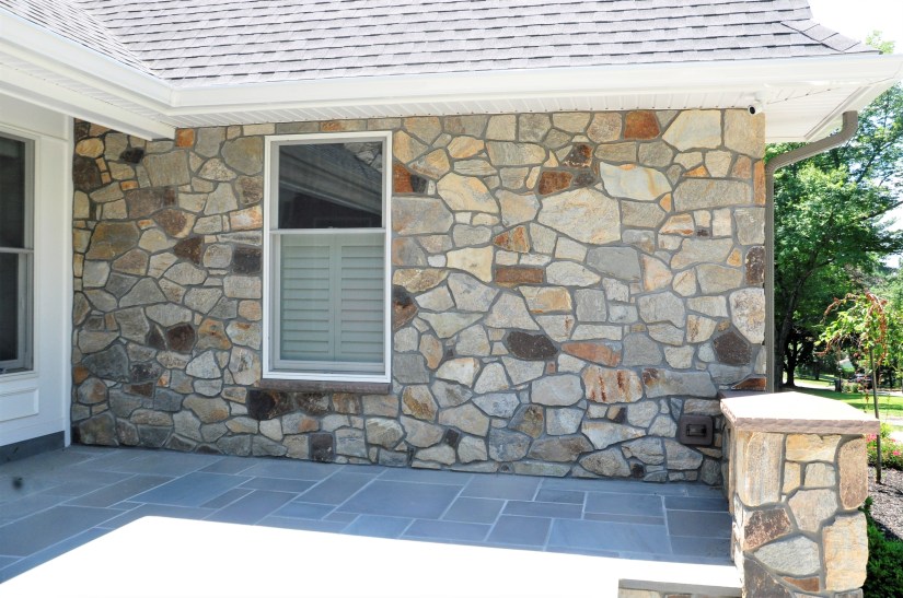 Premium Homes – Premium Select Natural Stone Veneer